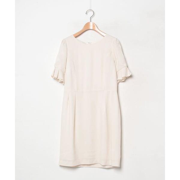 参考価格：20，900円発売時期：2016年03月コンディション：B（目立つ使用感なし）使用感が少ない、または気にならないアイテム前身頃：汚れ参考商品名：シフォン切替フレアスリーブワンピース参考品番：321106042ZOZO問い合わせ番号...