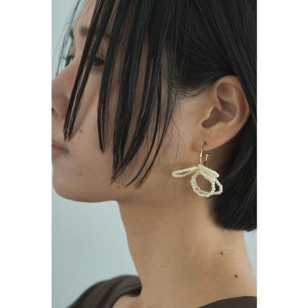 ※このアイテムは返品・交換対象外商品です。ZOZO問い合わせ番号:99968945ショップ:marjour，マージュールブランド:marjour，マージュール商品名:PEARL FLOWER PIERCEカテゴリ:アクセサリー>ピアス...