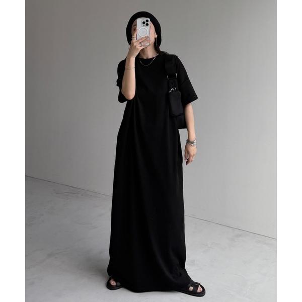 『セール実施中』参考価格：5，460円発売時期：2025年07月コンディション：B（目立つ使用感なし）使用感が少ない、または気にならないアイテム全体的：汚れ参考商品名：HANSODE sweatee one piece / 半袖スウェッティ...