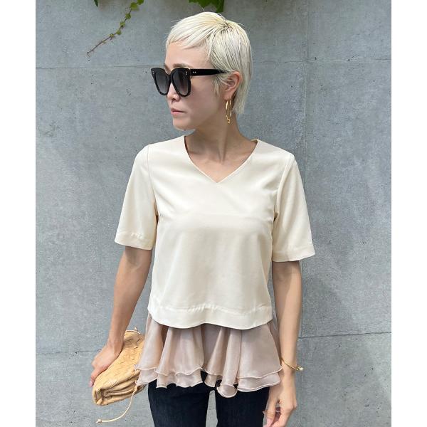 『セール実施中』参考価格：17，930円発売時期：2022年06月コンディション：B（目立つ使用感なし）使用感が少ない、または気にならないアイテム全体的：汚れ参考商品名：Vネックセパレートチュールトップス参考品番：o22ss-tp41【商品...