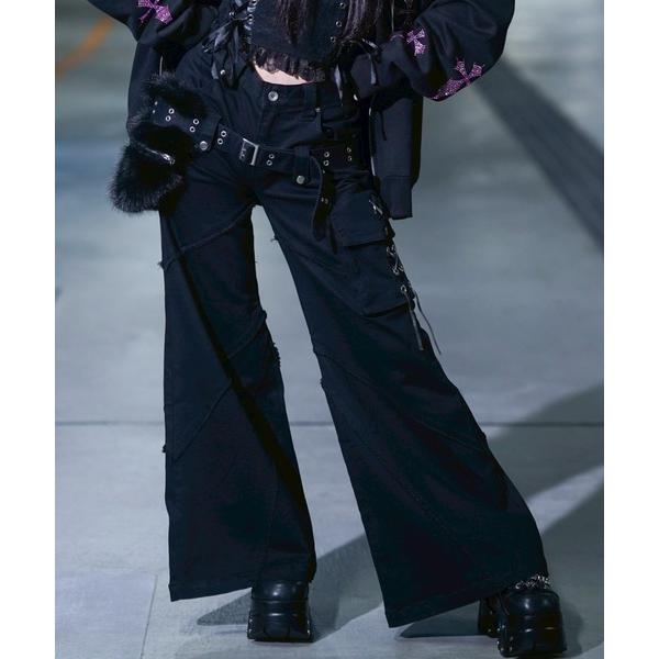 ZOZO問い合わせ番号:100003545ショップ:A'GEM/9 × .kom，エージェムナインブランド:REFLEM，レフレム商品名:『REFLEM/レフレム』ファーポーチベルト付きフレアデニムパンツカテゴリ:パンツ>デニムパンツ...