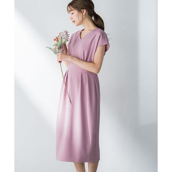 参考価格：12，100円発売時期：2023年01月コンディション：C（やや使用感あり）使用感があり、やや気になる傷や汚れがあるアイテム前身頃・後身頃：汚れ参考商品名：ハイストレッチジョーゼットフレンチスリーブワンピース ≪手洗い可能≫参考品...