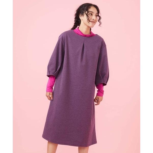 参考価格：29，700円発売時期：2024年09月コンディション：A（使用感なし）数回使用した程度で使用感が感じられないアイテム参考商品名：シャドウチェックジャカード カットソーワンピース参考品番：GJPLV-33270【商品に関する注意事...