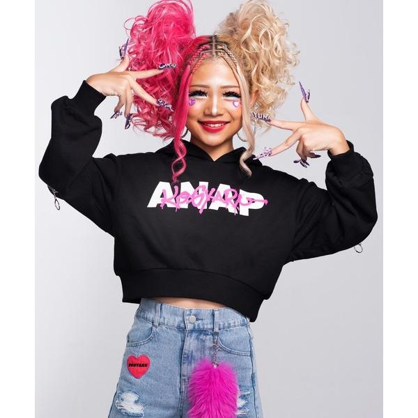 ZOZO問い合わせ番号:100098526ショップ:ANAP，アナップブランド:ANAP GiRL，アナップガール商品名:KOGYARU×ANAP ジップ付クロップド スウェットパーカーカテゴリ:トップス>パーカーブランド品番:913...