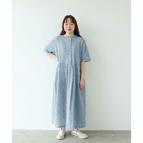 ZOZO問い合わせ番号:100102057ショップ:PAR ICI，パーリッシィブランド:PAR ICI，パーリッシィ商品名:【WEB限定カラー】小花柄 ダブルボタンスタンドワンピースカテゴリ:ワンピース/ドレス>ワンピースブランド品...