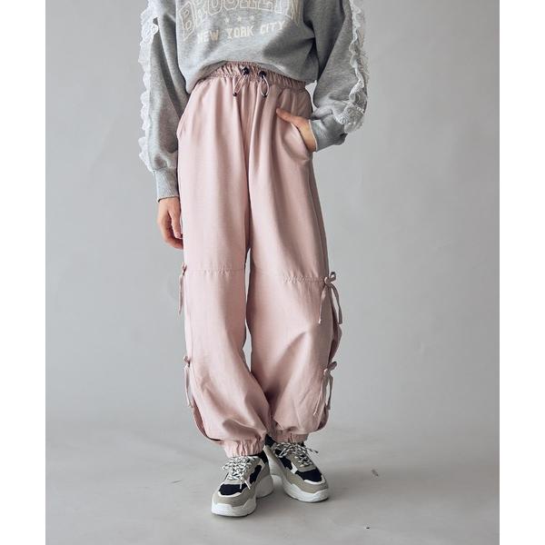 『タイムセール実施中』ZOZO問い合わせ番号:100173318ショップ:cross marche，クロスマルシェブランド:BISKEE，ビスキー商品名:サイドリボン サテンカーゴパンツカテゴリ:パンツ>カーゴパンツブランド品番:21...