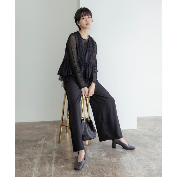 参考価格：14，080円発売時期：2024年07月コンディション：B（目立つ使用感なし）使用感が少ない、または気にならないアイテムすそ周り：ひきつれ参考商品名：チュールフリルジレ×パンツセットアップ参考品番：83766E【商品に関する注意事...