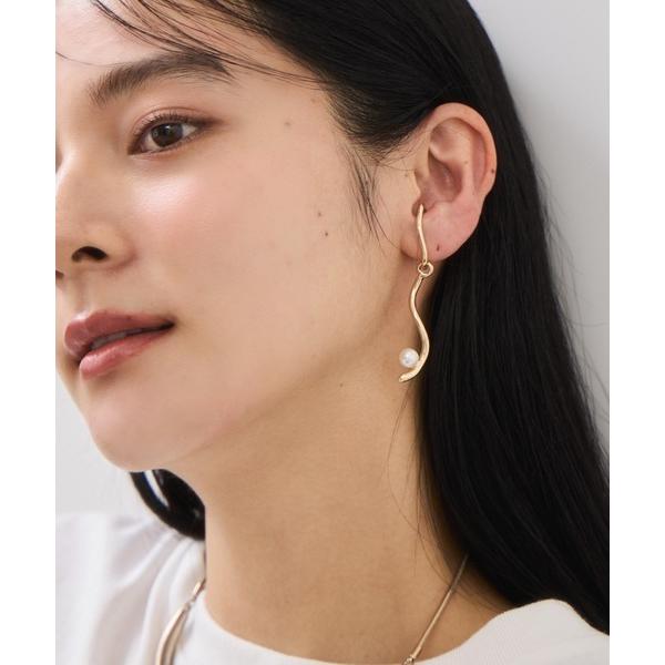 『セール実施中』ZOZO問い合わせ番号:100217527ショップ:VIS，ビスブランド:VIS，ビス商品名:2WAYスウィングラインパールイヤーカフカテゴリ:アクセサリー>イヤリングブランド品番:2025-B-BVZ45190素材:...