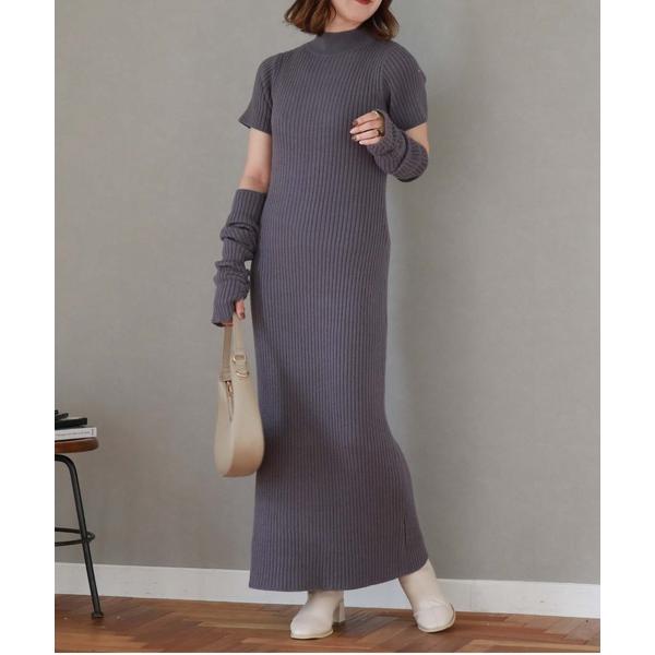 『セール実施中』参考価格：8，690円発売時期：2022年10月コンディション：C（やや使用感あり）使用感があり、やや気になる傷や汚れがあるアイテム全体的：毛玉参考商品名：アームウォーマーロングニットワンピース参考品番：226-120-87...