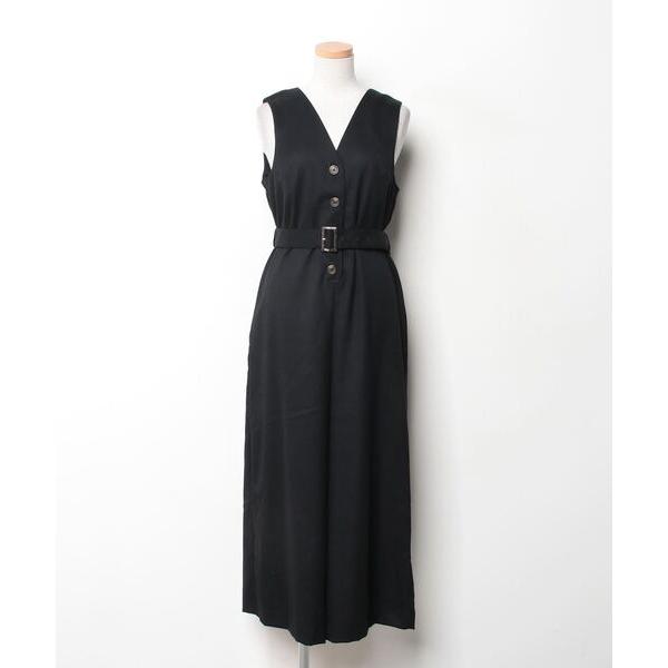 『セール実施中』参考価格：5，390円発売時期：2019年12月コンディション：C（やや使用感あり）使用感があり、やや気になる傷や汚れがあるアイテム全体的：汚れ付属品：ベルト参考商品名：ベルト付前ボタンサロペット参考品番：DCZ100110...