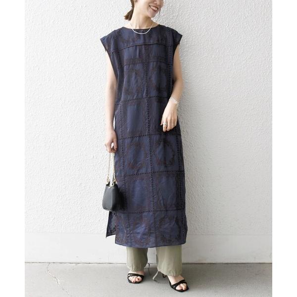 『セール実施中』参考価格：13，750円発売時期：2025年07月コンディション：B（目立つ使用感なし）使用感が少ない、または気にならないアイテム全体的：汚れ参考商品名：SHIPS any:〈手洗い可能〉エンブロイダリー レース シアー ワ...