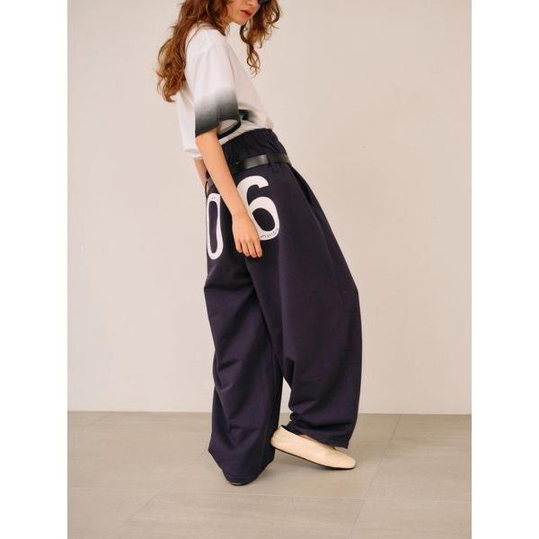 ZOZO問い合わせ番号:100380780ショップ:null.，ヌルブランド:null.，ヌル商品名:06th Anniv コラボレーションスウェットパンツカテゴリ:パンツ>スウェットパンツブランド品番:153WCP261101素材:...