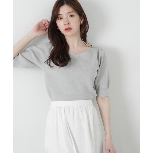 『セール実施中』参考価格：7，491円発売時期：2025年02月コンディション：A（使用感なし）数回使用した程度で使用感が感じられないアイテム袖口：ほつれ参考商品名：ハートネック５分袖総針ニット / 1215170303参考品番：121-5...