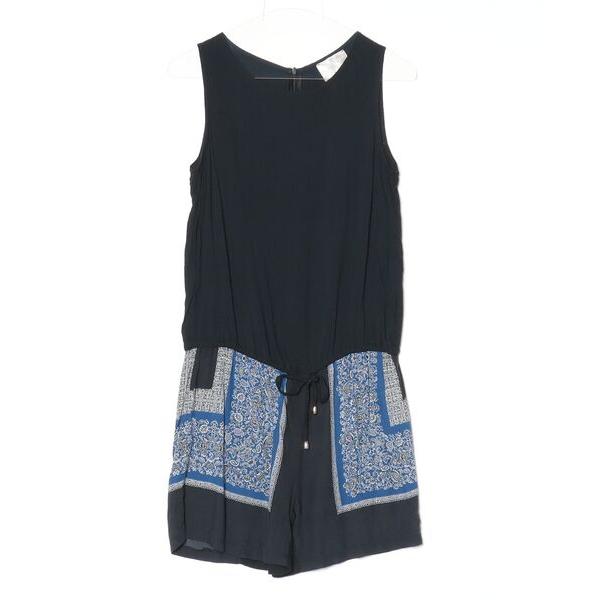 『セール実施中』参考価格：14，300円発売時期：2015年04月コンディション：C（やや使用感あり）使用感があり、やや気になる傷や汚れがあるアイテム後身頃・内側：毛玉前身頃：色あせ参考商品名：SFLパネルプリントオールインワン◆参考品番：...