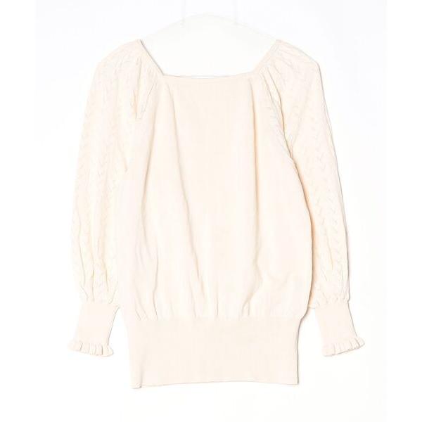 『セール実施中』参考価格：11，000円発売時期：2021年02月コンディション：A（使用感なし）数回使用した程度で使用感が感じられないアイテム参考商品名：PECCI SOFTCREPE 柄編みプルオーバー【手洗い可能】◆参考品番：2108...