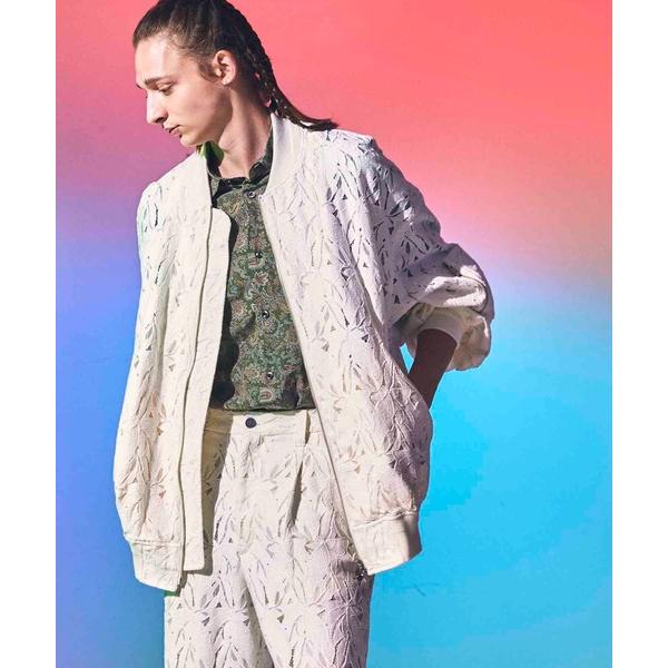 『セール実施中』参考価格：39，600円発売時期：2022年12月コンディション：C（やや使用感あり）使用感があり、やや気になる傷や汚れがあるアイテム袖：汚れ参考商品名：《ユニセックスアイテム》リーフレースプライムオーバーMA-1ジャケット...