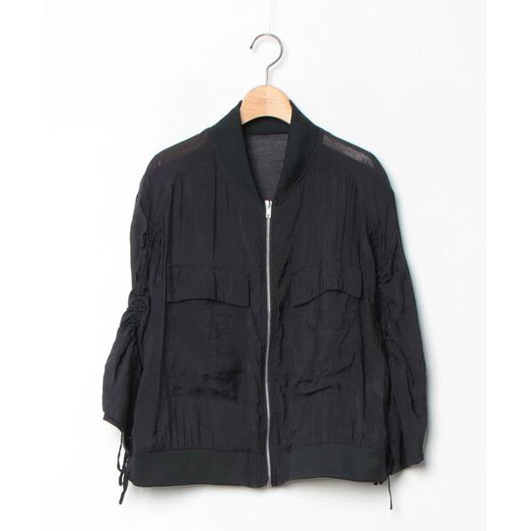 参考価格：6，490円発売時期：2023年04月コンディション：D（傷・汚れあり）傷や汚れがあるが使用には問題ないアイテムブランドタグ：欠損参考商品名：シアー袖ドロストMA-1参考品番：ST331502400ZOZO問い合わせ番号:1005...