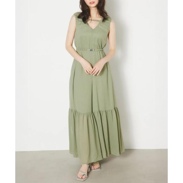 『タイムセール実施中』参考価格：11，000円発売時期：2023年06月コンディション：A（使用感なし）数回使用した程度で使用感が感じられないアイテム付属品：ベルト参考商品名：ギャザーデザインVネックワンピース 夏服参考品番：110GA63...