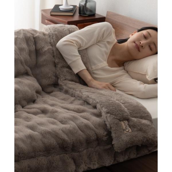 『タイムセール実施中』ZOZO問い合わせ番号:100585744ショップ:EMOOR，エムールブランド:EMOOR，エムール商品名:＋4℃ 2枚合わせポコポコ毛布 【エムールヒートプラス】 ふわふわタイプ/クイーンカテゴリ:インテリア&gt...
