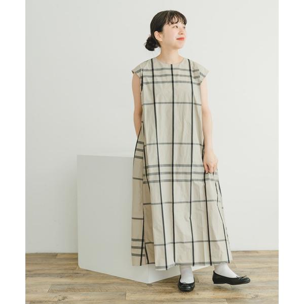 参考価格：7，990円発売時期：2024年04月コンディション：A（使用感なし）数回使用した程度で使用感が感じられないアイテム参考商品名：チェックフレアワンピース参考品番：IT45-26A020【商品に関する注意事項】・こちらの商品画像は、...