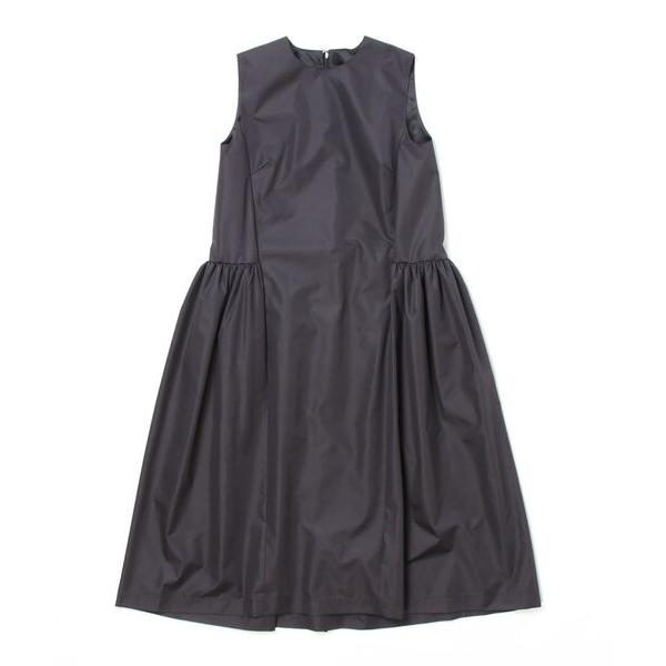参考価格：23，100円発売時期：2023年04月コンディション：A（使用感なし）数回使用した程度で使用感が感じられないアイテム参考商品名：Demi-Luxe BEAMS / タフタ ギャザーワンピース参考品番：64-26-0221-594...