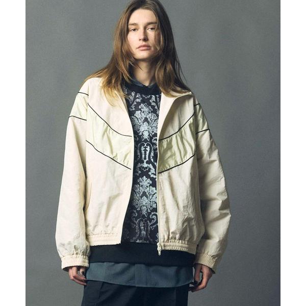 『セール実施中』参考価格：22，000円発売時期：2023年08月コンディション：C（やや使用感あり）使用感があり、やや気になる傷や汚れがあるアイテム袖口・首周り：型崩れ参考商品名：《UNISEX》Prime-Over Different ...