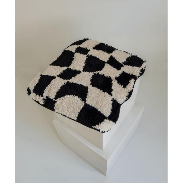 『タイムセール実施中』ZOZO問い合わせ番号:100722023ショップ:Port，ポートブランド:Port，ポート商品名:【 Port / ポート 】 モノトーン 格子柄 ラグマット ( 40×40 ) #_カテゴリ:インテリア>ラ...