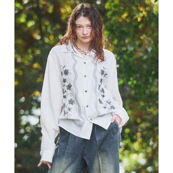 ZOZO問い合わせ番号:100722105ショップ:CJ Div.，シージェイディビジョンブランド:Casper John，キャスパージョン商品名:Flower embroidery shirts/フラワーエンブロイダリーシャツカテゴリ:ト...