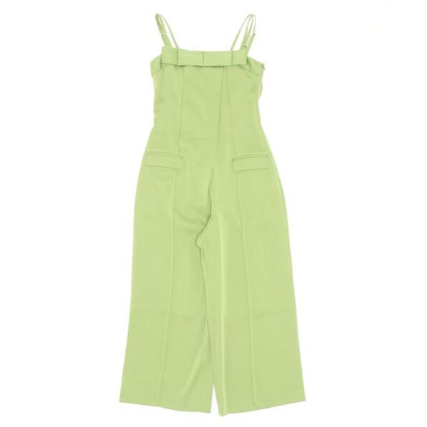 『タイムセール実施中』参考価格：25，300円発売時期：2023年08月コンディション：C（やや使用感あり）使用感があり、やや気になる傷や汚れがあるアイテム全体的：汚れ参考商品名：CONSTRUCTIVE RIBBON ROMPERS参考品...