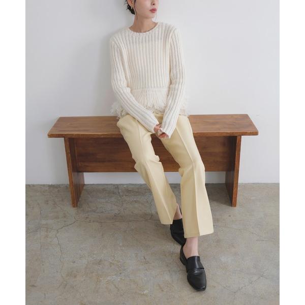 『タイムセール実施中』ZOZO問い合わせ番号:100818826ショップ:LIAN，リアンブランド:LIAN，リアン商品名:センタータックフレアパンツカテゴリ:パンツ>スラックスブランド品番:242-863L3022素材:ポリエステル...