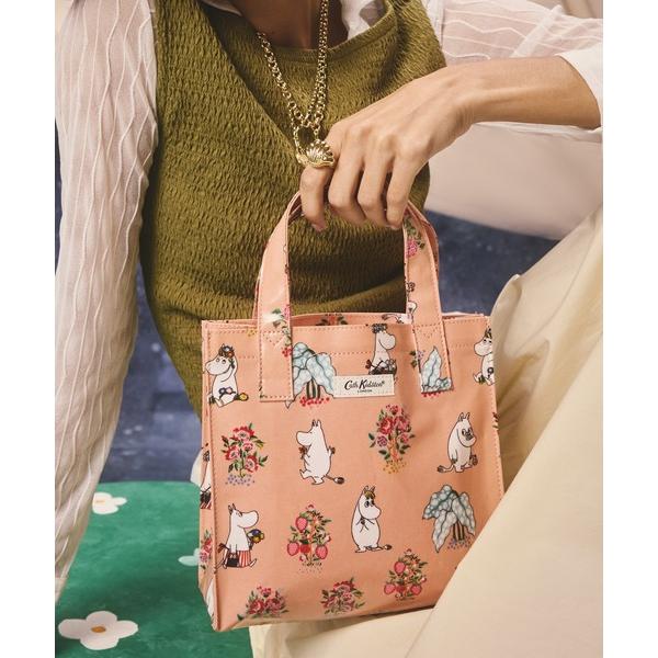 ZOZO問い合わせ番号:100819051ショップ:Cath Kidston，キャス キッドソンブランド:Cath Kidston，キャスキッドソン商品名:スモール ブックバッグ Moomin Bunchesカテゴリ:バッグ>トートバ...