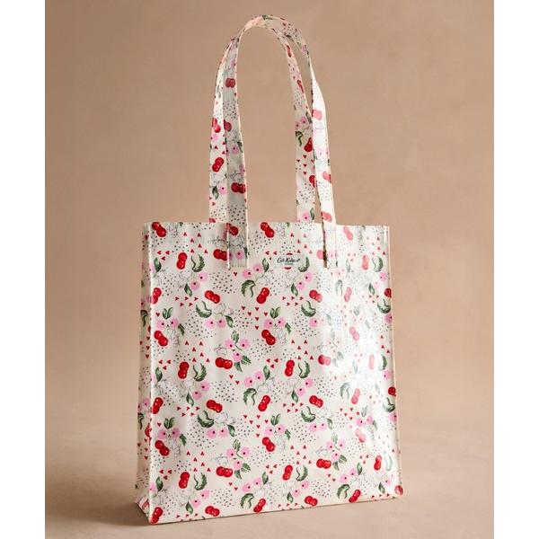 ZOZO問い合わせ番号:100819149ショップ:Cath Kidston，キャス キッドソンブランド:Cath Kidston，キャスキッドソン商品名:ラージ ブックバッグ Cherry Bunchesカテゴリ:バッグ>トートバッ...