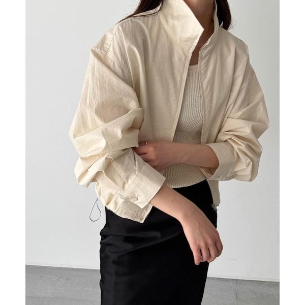 参考価格：14，850円発売時期：2024年03月コンディション：B（目立つ使用感なし）使用感が少ない、または気にならないアイテム首周り：汚れ参考商品名：El mar　コットンナイロンスタンドカラーブルゾン参考品番：241-000243【商...