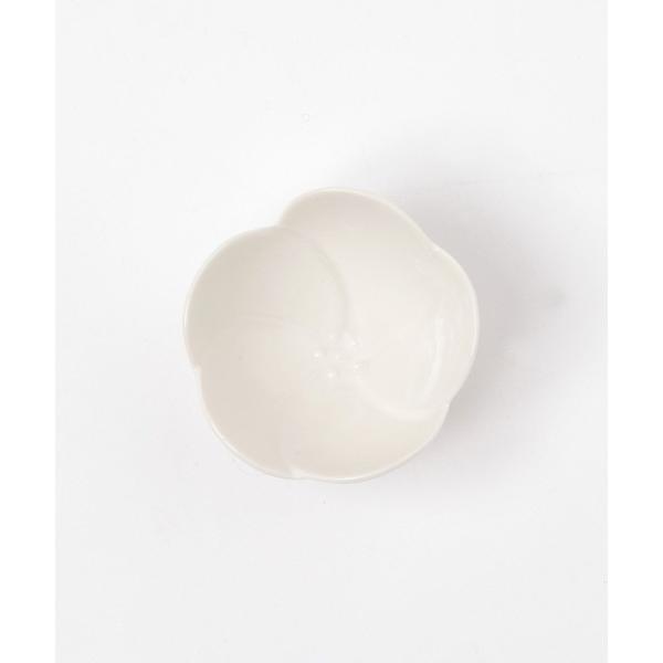 ZOZO問い合わせ番号:100850286ショップ:LAKOLE，ラコレブランド:LAKOLE，ラコレ商品名:【美濃焼き】三つ足梅小鉢 / 616769カテゴリ:食器/キッチン>食器ブランド品番:616769素材:陶磁器原産国:日本カ...