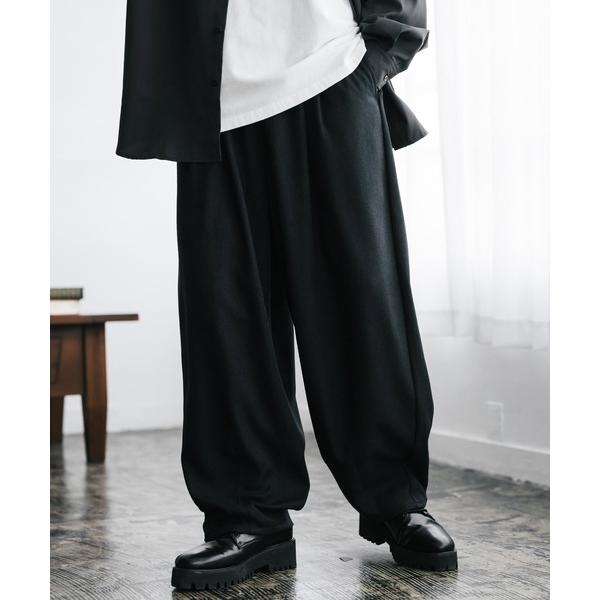 ZOZO問い合わせ番号:100851750ショップ:Rocky Monroe，ロッキーモンローブランド:Rocky Monroe，ロッキーモンロー商品名:サージツイル2タックイージーワイドバルーンパンツカテゴリ:パンツ>その他パンツブ...