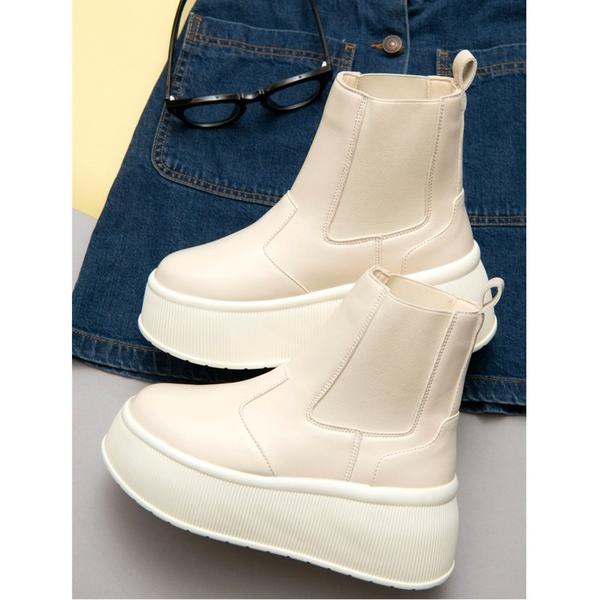 『セール実施中』ZOZO問い合わせ番号:100853108ショップ:R&amp;E，アールアンドイーブランド:R&amp;E，アールアンドイー商品名:【R＆E】ボリュームソールサイドゴアショートブーツカテゴリ:シューズ>ブーツブランド...