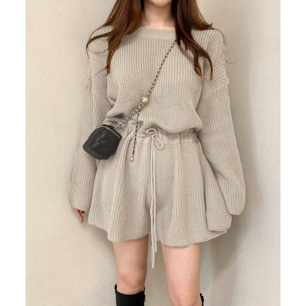 『LYPプレミアム会員価格：1000円　1月23日（金）11:59まで』参考価格：7，429円発売時期：2024年01月コンディション：B（目立つ使用感なし）使用感が少ない、または気にならないアイテム前身頃：汚れ参考商品名：ニットオールイン...