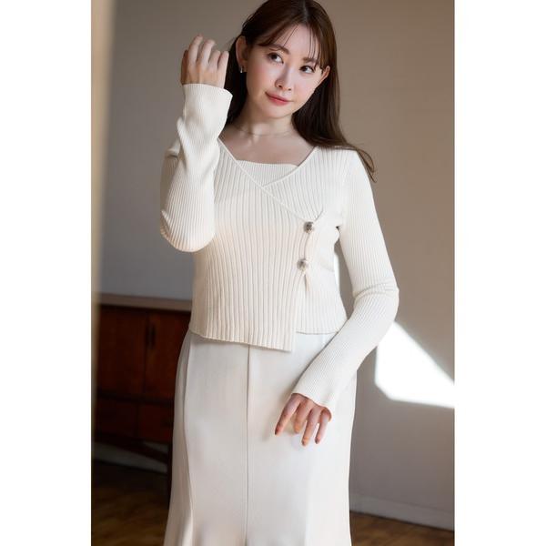 『セール実施中』参考価格：15，000円発売時期：2025年03月コンディション：A（使用感なし）数回使用した程度で使用感が感じられないアイテム参考商品名：Cache-Coeur Knit Pullover参考品番：1251202029【商...