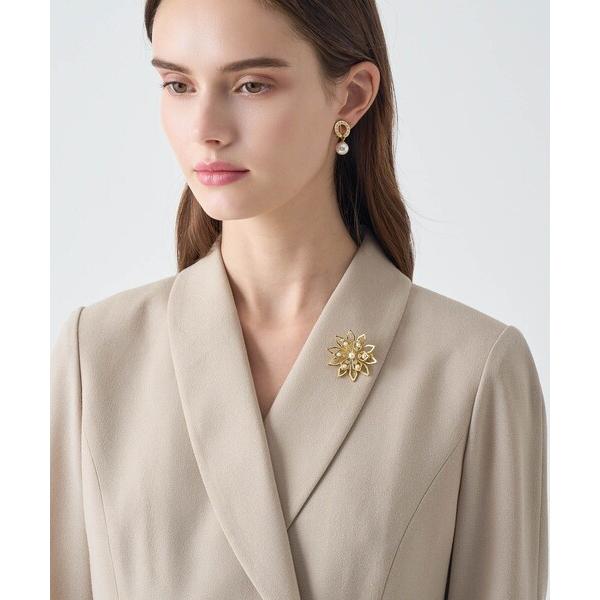 ZOZO問い合わせ番号:100928255ショップ:ANAYI，アナイブランド:ANAYI，アナイ商品名:【Eternal Line 2026】フラワーモチーフブローチカテゴリ:アクセサリー>ブローチ/コサージュブランド品番:1026...