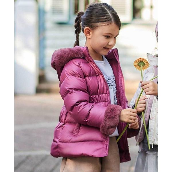 『タイムセール実施中』ZOZO問い合わせ番号:100928730ショップ:BEBE ONLINE STORE，ベベ オンラインストアブランド:BeBe，ベベ商品名:【撥水加工】シャイニータフタウエスト切り替えシャギーファーフードダウンコート...