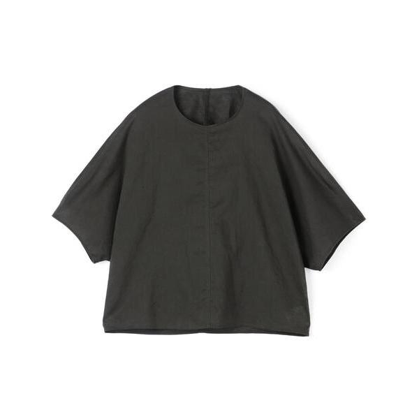 参考価格：13，200円発売時期：2022年05月コンディション：C（やや使用感あり）使用感があり、やや気になる傷や汚れがあるアイテム首周り・袖口：汚れ前身頃：ほつれ参考商品名：コットンリネンシアー クルーネックブラウス参考品番：12012...