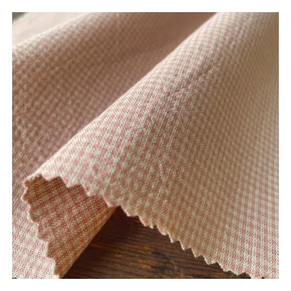 Yarn-Dyed Dobby Check新潟産特有の織りと仕上げにより絶妙な風合いを醸し出しています。タテヨコともに同色系の濃度差の少ない配色でチェックを表現しております。<規格>素材：綿100％布幅：108〜110ｃｍ生産地...