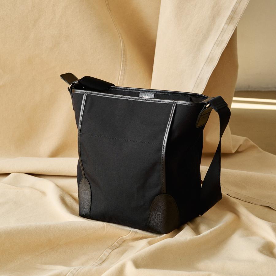 【2024AW新作】コーデュラナイロンショルダーバッグ(CE-1437) : ce0175528901 : マルイ(丸井)Yahoo!店 - 通販 - Yahoo!ショッピング