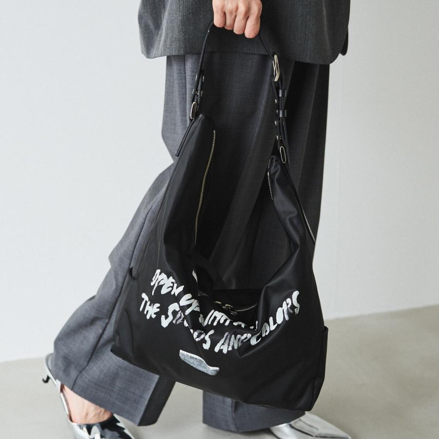 russet（ラシット） ステンシル風プリント ナイロン2WAYショルダー