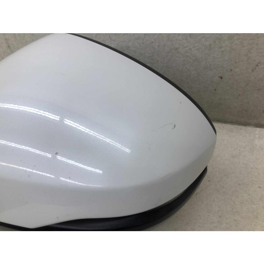 ヴェゼル RV3 RV5 純正 左 ドアミラー M81 J4 : 拓海商事ヤフー店 - 通販 - Yahoo!ショッピング