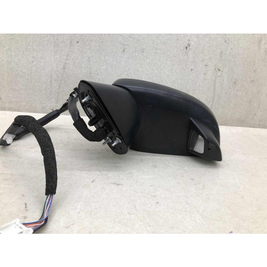 ヴェゼル RV3 RV5 純正 左 ドアミラー M81 J4 : 拓海商事ヤフー店 - 通販 - Yahoo!ショッピング