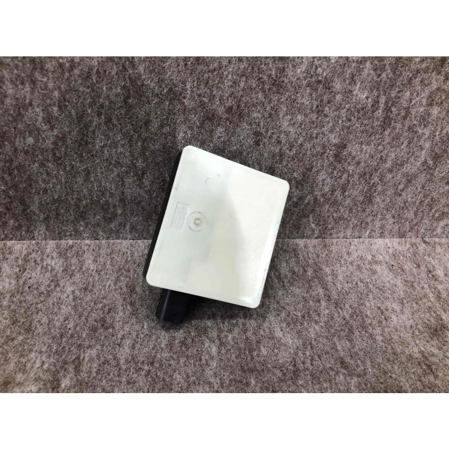 ベンツ純正 W206/C236/W214/V295/X294/V297/X254 フロントバンパー レーダーソナー A0009056715 A ...