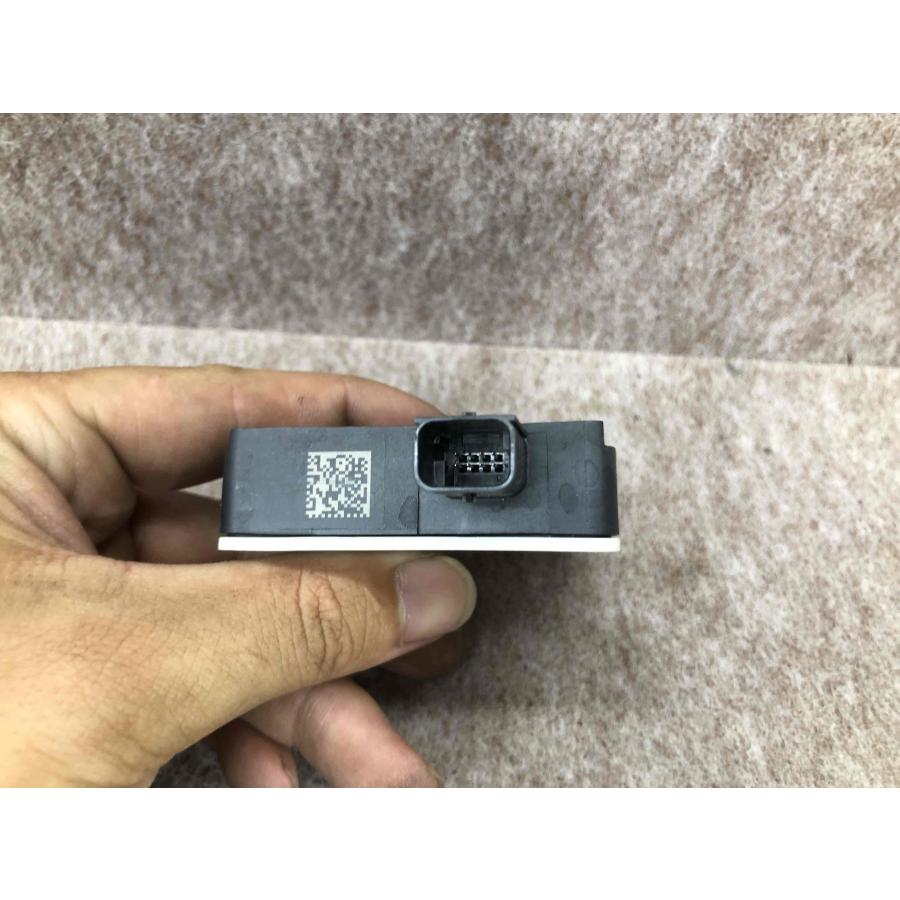 ベンツ純正 W206/C236/W214/V295/X294/V297/X254 フロントバンパー レーダーソナー A0009056715 A ...