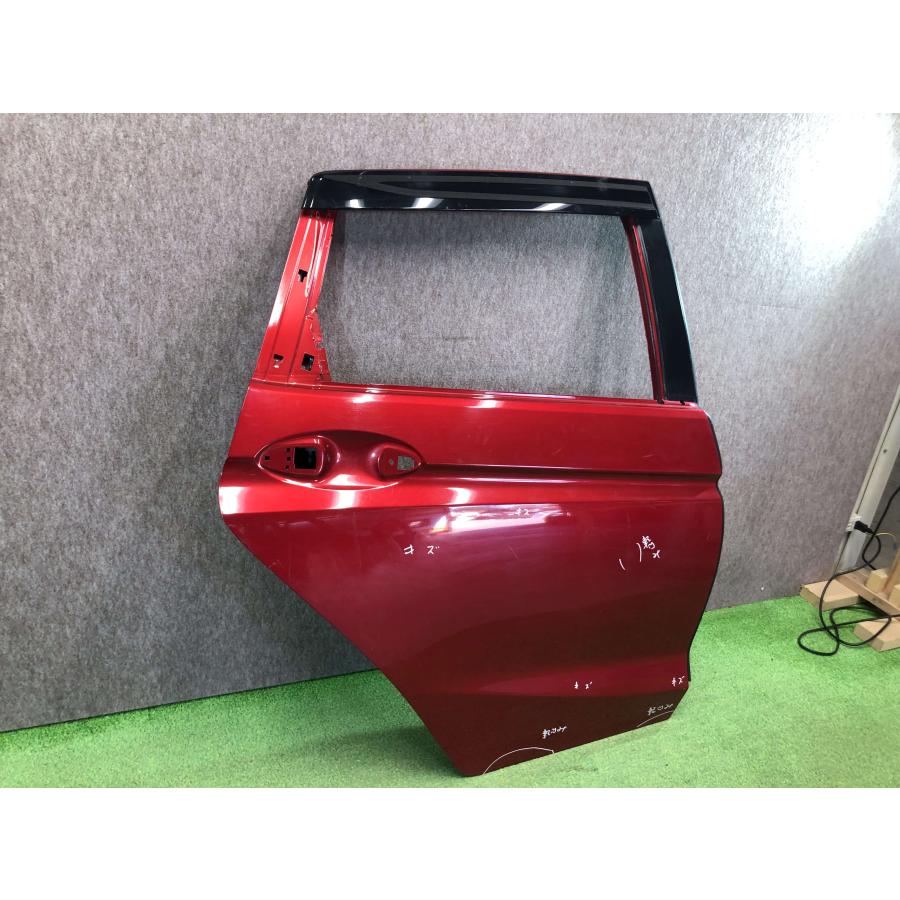 フィット GK3 GP5 純正 右 リアドア : 拓海商事ヤフー店 - 通販 - Yahoo!ショッピング