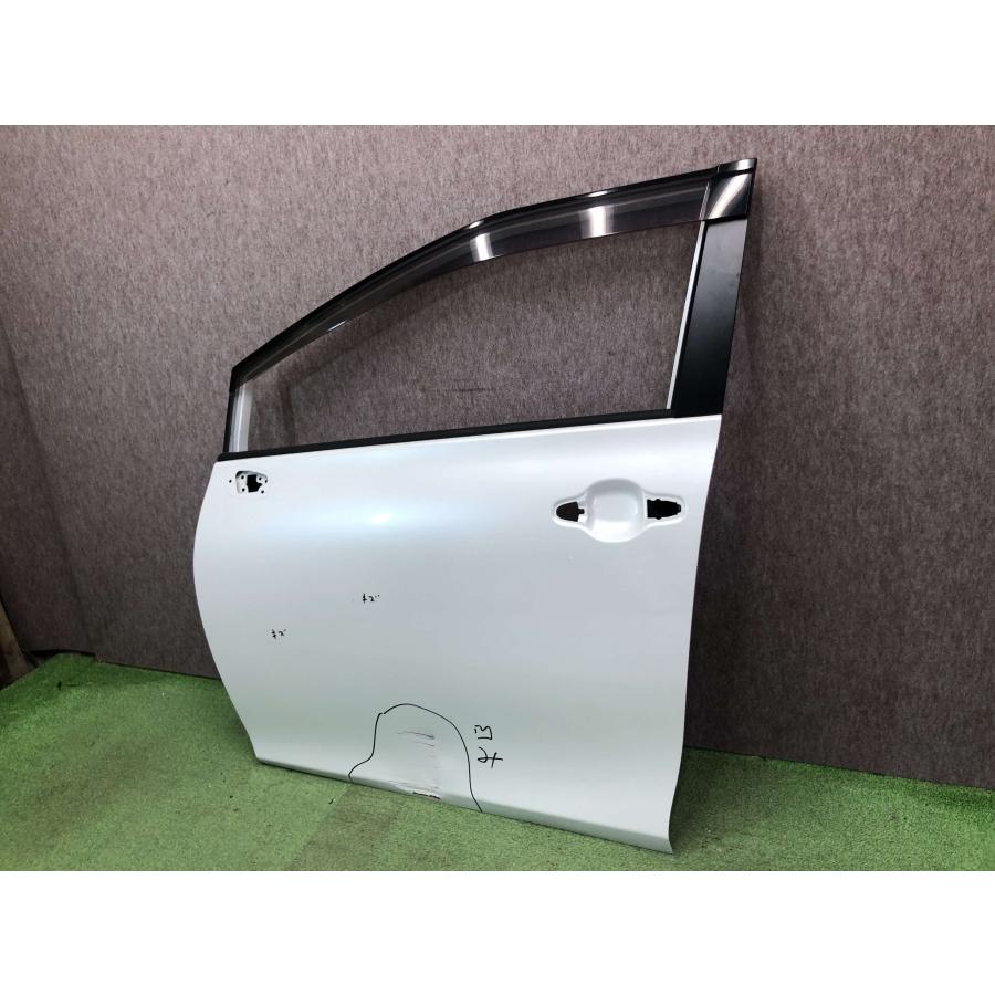 トヨタ シエンタ 170 NHP170 NSP170 純正 左 フロントドア : 拓海商事ヤフー店 - 通販 - Yahoo!ショッピング